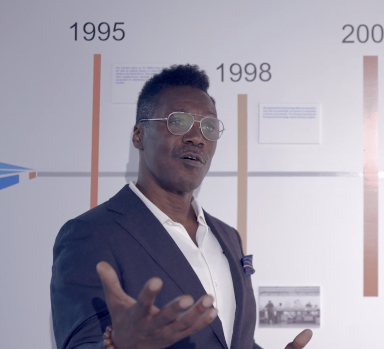 Kenneth Walker Gives a Tour of the Per Scholas Museum - Per Scholas