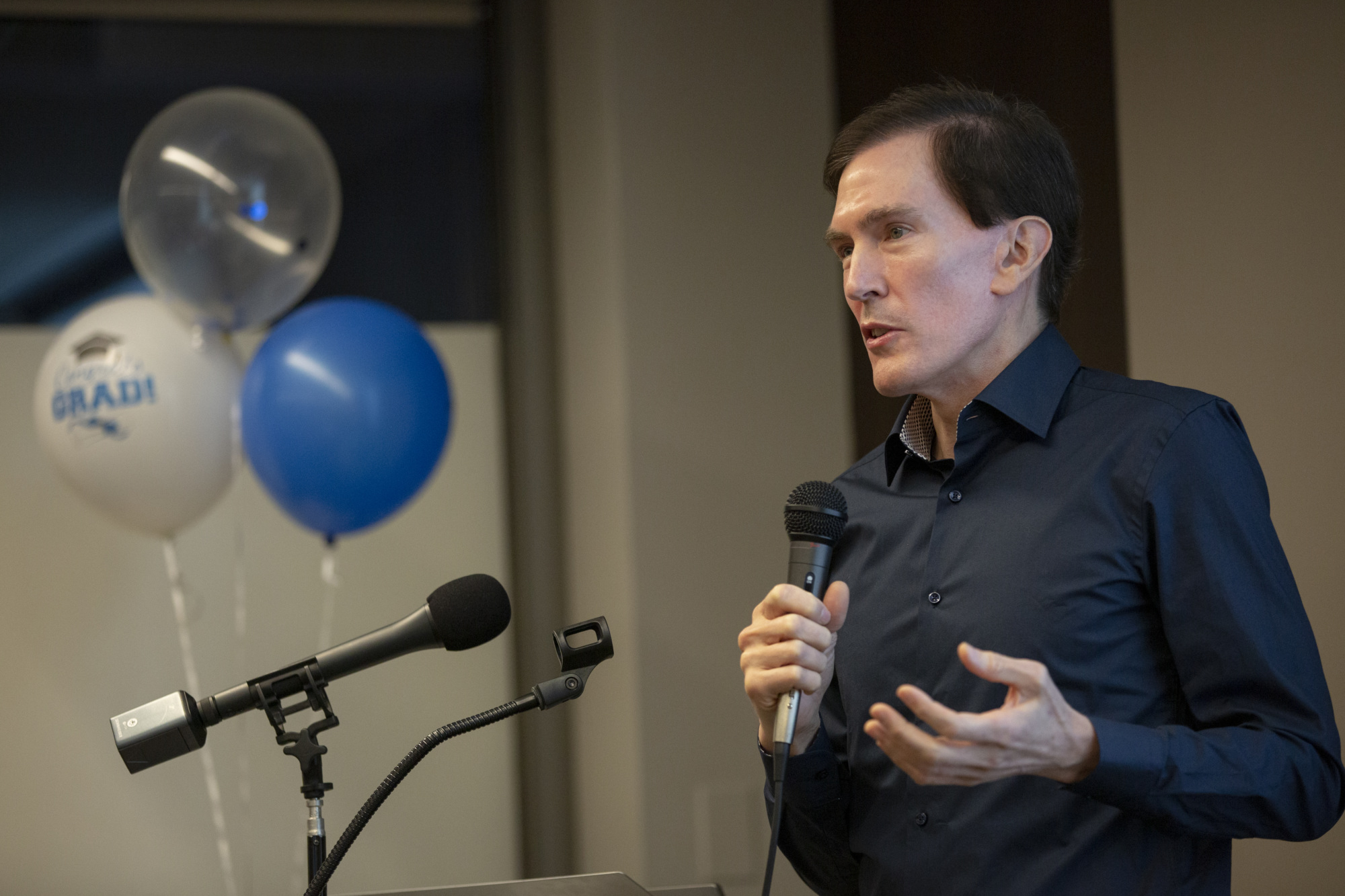 Per Scholas Chicago Celebrates Graduates and Hosts Open House