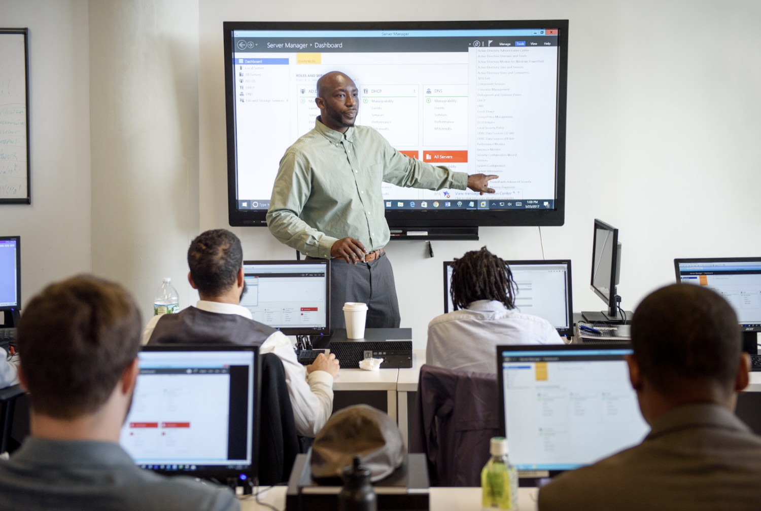 Online vs In-Person Classes: Weighing the Pros and Cons - Per Scholas